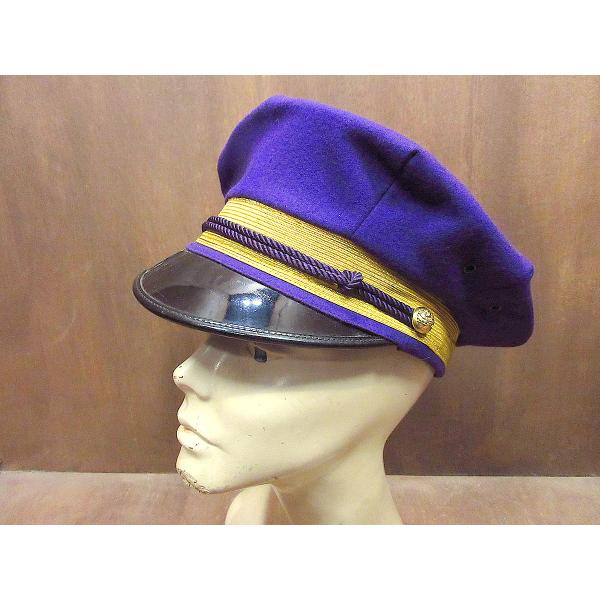 ◆商品名◆-1960’s NUDELMAN BROSフェルトユニフォームキャップ紫×黒◆サイズ◆頭周り：約54cm（写真のマネキンの頭周りは約52cm程です。)ブリム：約4.5cm※計測箇所によって多少異なりますのでだいたいの目安としてお考...