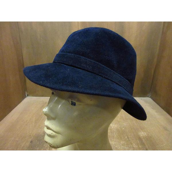◆商品名◆1960's〜1970's HALSTON レディース フェルトハット 紺◆サイズ◆頭周り：約53cm (マネキンの頭周りは約52cmです。)ブリム幅：約5cmクラウン高さ：約8.5cm※計測箇所によって多少異なりますのでだいたい...