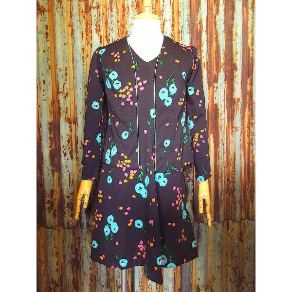 ◆商品名◆1970’s Debbi Brooks フラワー総柄ブラウス＆ノースリーブワンピースツーピース◆サイズ◆[ワンピース]肩幅：約34cm身幅：約40cm着丈：約94cmウエスト：約70cm[ブラウス]肩幅：約37cm身幅：約41cm...