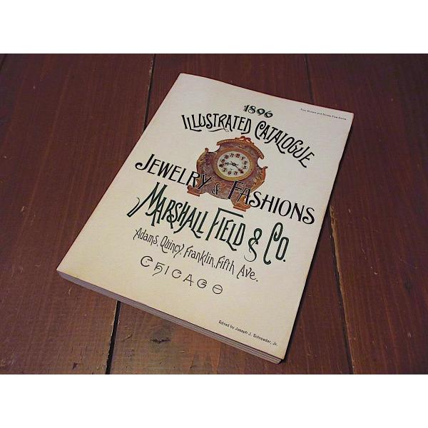 ◆商品名◆1970’s MARSHALL FIELD JEWELRY＆EUROPEAN FASHIONS カタログ◆サイズ◆縦：約28cm横：約21.2cm厚み：約2cmページ数：378P※計測箇所によって多少異なりますのでだいたいの目安と...