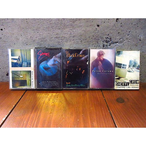 ◆商品名◆ロック・バンド系カセットテープ5点セット◆状態◆全体的に擦れや傷あり、一部ケースにヒビ割れあり、視聴をしていない為ジャンク品になります。※ダメージ、汚れが気になる方、神経質の方はご遠慮ください。◆商品詳細◆(Artist) Pet...