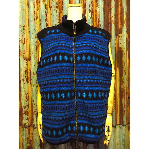 ◆商品名◆1990’s NORDICA フェアアイル柄 フリースベスト 青×黒 size L◆サイズ◆表記：L肩幅：約50cm身幅：約59.5cm着丈：約66.5cm※計測箇所によって多少異なりますのでだいたいの目安としてお考えください。◆...