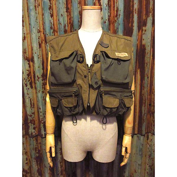 ◆商品名◆1990’s-2000’s FIELD ＆ STREAMフィッシングベストsize L◆サイズ◆表記：LARGE肩幅：約45cm身幅：約60cm着丈：約40cm※計測箇所によって多少異なりますのでだいたいの目安としてお考えください...