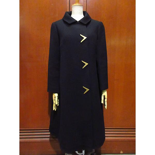 ◆商品名◆1960's Danise レディース ウールコート 黒◆サイズ◆肩幅：約37cm身幅：約54cm袖丈：約55cm着丈：約102cm※計測箇所によって多少異なりますのでだいたいの目安としてお考えください。◆状態◆裾にピリング、所々...