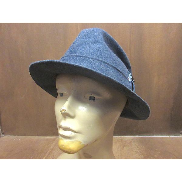 ◆商品名◆1950’s~1960’s Biltmore 羽根付き フェドラハット◆サイズ◆頭周り：約54.5cm前後（写真のマネキンの頭周りは約52cm程です。)ブリム幅：約4.5cmクラウン高さ：約12.5cm※計測箇所によって多少異なり...