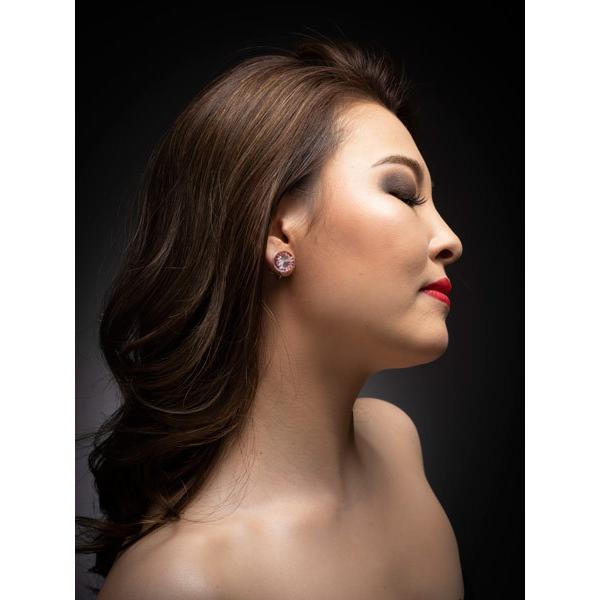 ○素材： 地金　シルバー真鍮 江戸切子カットピース　本クリスタル（レッドクリスタル）○サイズ： 　本体　ガラスカットピース　直径　約13mm　厚さ 約5mm　付属の金具　奥行き 約16mm　縦 約15mm　厚さ 1mm部分〜5mm部分 　重...