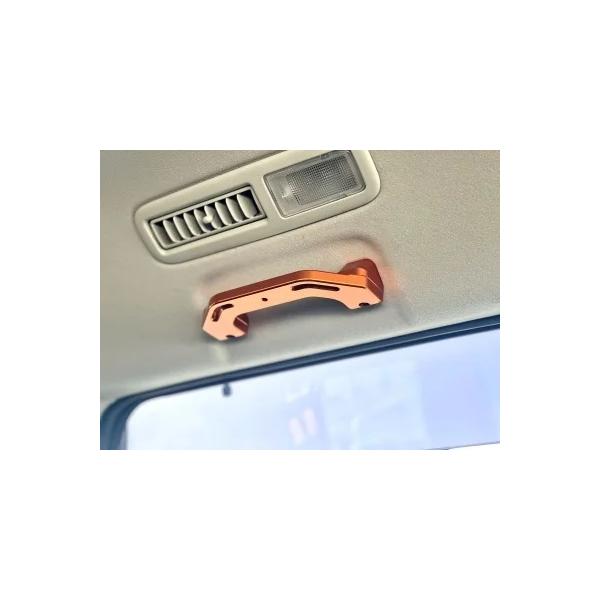 『X-Fang』Billet Side Assist Gate Grip type L　Limited Color　/　ビレットサイドアシストグリップ type L 　リミテッドカラーアルミ切削によるシャープな意匠が特徴のカスタムグリップ。...