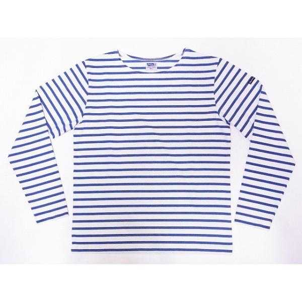 フェローズ(Pherrow's)のバスクシャツ、インディゴ・ボーダー・ロングスリーブTシャツ"20S-CEDRIC"です。16世紀から船乗りに愛用され、18世紀からフランス海軍の制服としても採用されていたバスクシャツ(マリニエール)。様々な...