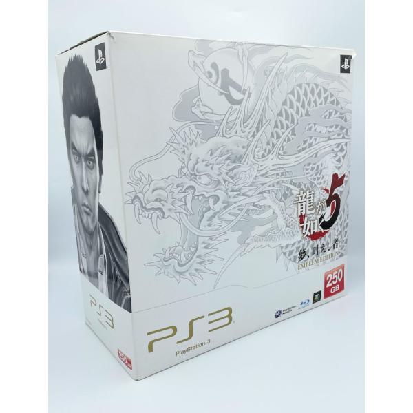 『付属品』ソフトとUSBメモリが欠品していて、コントローラーが純正黒色コントローラーになります。他、外箱に少し破れがあります。『商品の状態』中古品に伴う多少の使用感がありますが、全体的に良好な状態です。日本郵便又はヤマト運輸で発送致します。...