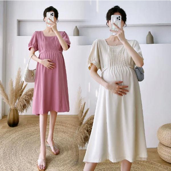 新品未使用送料無料◆2026新品◆素材：綿◆カラー：写真参照◆サイズ：cm（写真参照）妊娠中から産後まで長く着用できる、ゆったりとしたシルエットのギャザーワンピースです。お腹周りが広く設計されており、妊娠中から産後まで長くご利用いただけます...