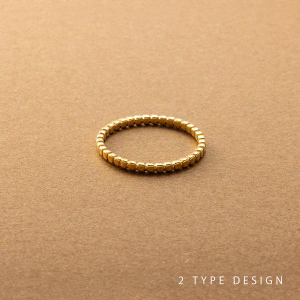 2TYPEフラットラウンドのステンレス製リング。角丸プレートを連ねた粒々としたフォルムがシンプルだけど目を惹くラウンドデザインでコーデのまとめ役にぴったり◎錆びにくいステンレス製でデイリーに活躍しそう。■サイズリング幅S：0.1cmM：0....