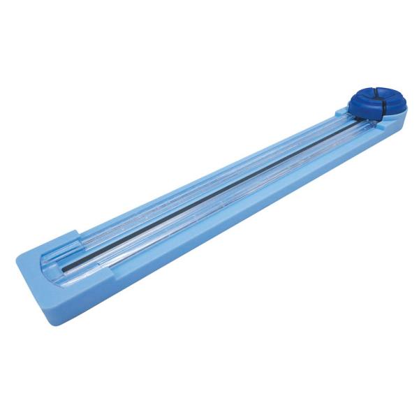 「商品情報」説明4種類のラインを手軽にカットできるペーパーカッターダイヤルを回して引くだけで簡単にカットや折り目をつけることが可能回転刃はカバー付きなので、直接葉に触れることなくカット決まった長さや折り目をつけるときの目安になる便利な目盛ガ...