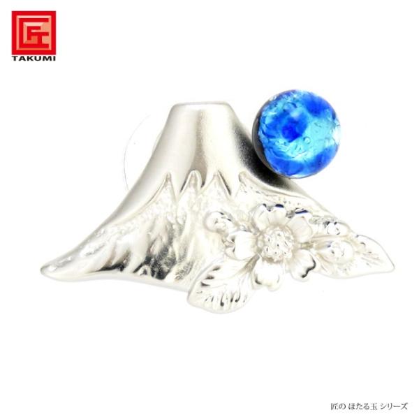 海のような鮮やかなブルーが日差しを受け、波のようにランダムな反射をし光り輝きます。また蓄光するので、暗闇では蛍のように淡い光を発します。 昼でも夜でも活躍できるアクセサリーです。 [ほたる玉とは？] 沖縄の工芸品として人気の「琉球ガラス」に...