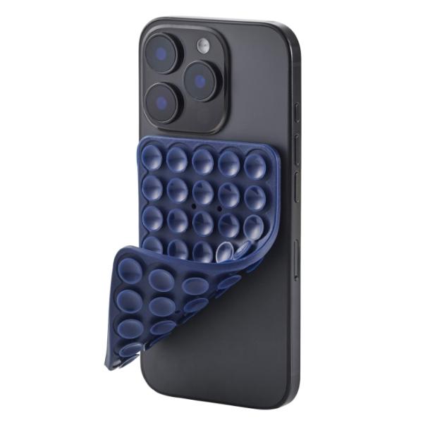 【商品説明】日常の“ながらスマホ”をより便利に!壁や鏡、窓ガラスなどの平らな面に、タコの吸盤のようにピタッと吸着する“TakoPita”スマホパッドです。MagSafe非対応のスマートフォンやケースにも対応し、両手を使わずに画面操作や動画視...