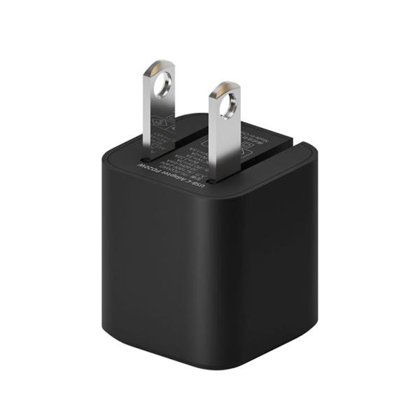 対応:スマートフォン種類:ブラック説明:コンパクトサイズでPower Delivery（PD）20W出力に対応したUSB-Cポート搭載のUSB PD 電源アダプタです。一般的な5W充電器と比べ最大3倍の速さでの急速充電が可能となります。重さ...