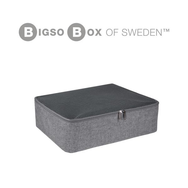 スウェーデンのインテリア収納ブランド、Bigso Box Of Swedenのトラベルポーチ。スーツケース内の動きを防ぐことで、荷物のスペースを節約し、衣類のしわを減らします。 通気性のあるメッシュのトップパネルが中身を見えるようにし、探す...