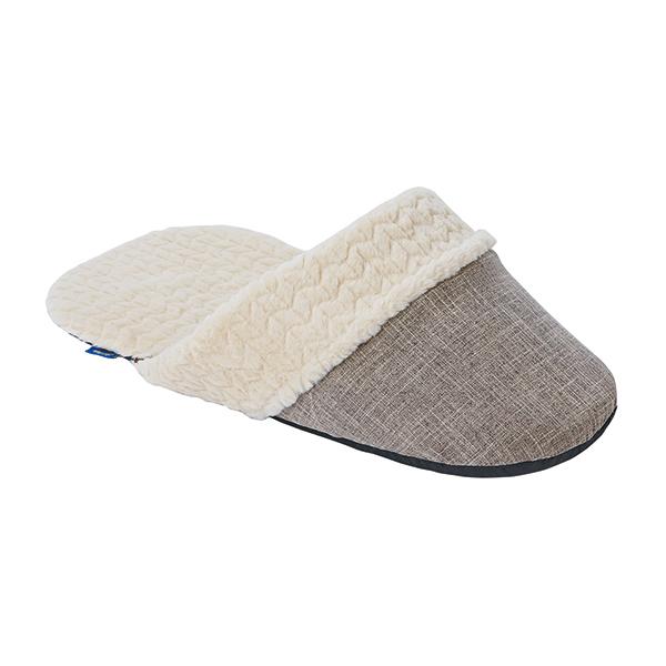 遊び心のある大きなスリッパ型デザインの犬猫用ベッド