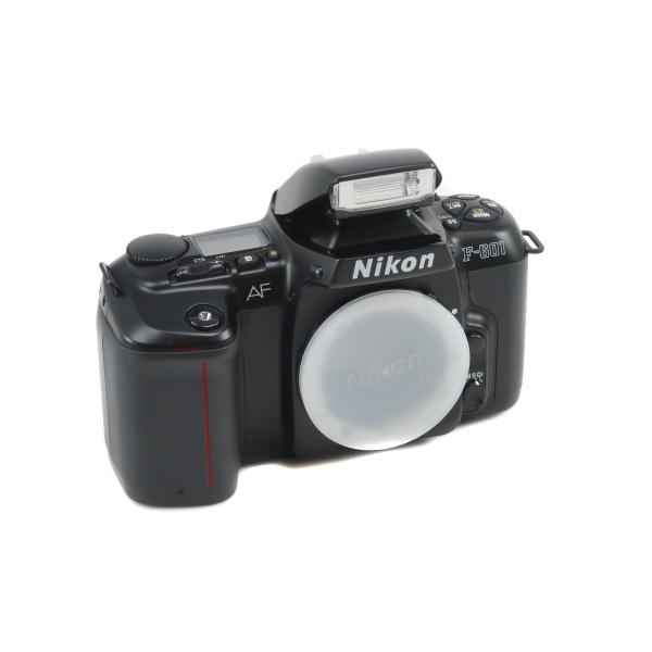 【管理番号】Y193025034【アイテム】フィルムカメラ【ブランド】ニコン（Nikon）【モデル名】F-601【対象】_【シリアル】21479**【重量】約660g【付属品】　、キャップ類【その他】　画像にてわからない部分は、遠慮なくお問...