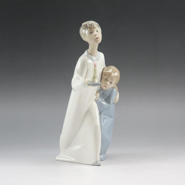 【管理番号】Y211425003【アイテム】置物 オブジェ【ブランド】リヤドロ（Lladro）【モデル名】ナイトシャツの子供たち【型番】4874【対象】_【素材】ポーセリン【重量】約441g【生産国】スペイン【サイズ】　 H約21cm x ...