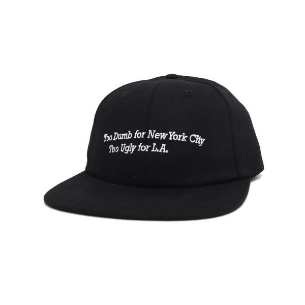 【CHOCOLATE / CAP】スケボー・スケートボードのデッキブランド、CHOCOLATE（チョコレート）のコットンキャップです。フロントに刺繍ロゴ、後部に刺繍ロゴ、ブランドタグが施されています。アジャスター（ストラップバック）で調節し...