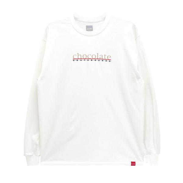 【CHOCOLATE / LONG SLEEVE T-SHIRTS】スケボー・スケートボードのデッキブランド、CHOCOLATE（チョコレート）の長袖Tシャツです。フロントプリント、左裾にブランドタグが施されています。【サイズ】L：着丈/約...