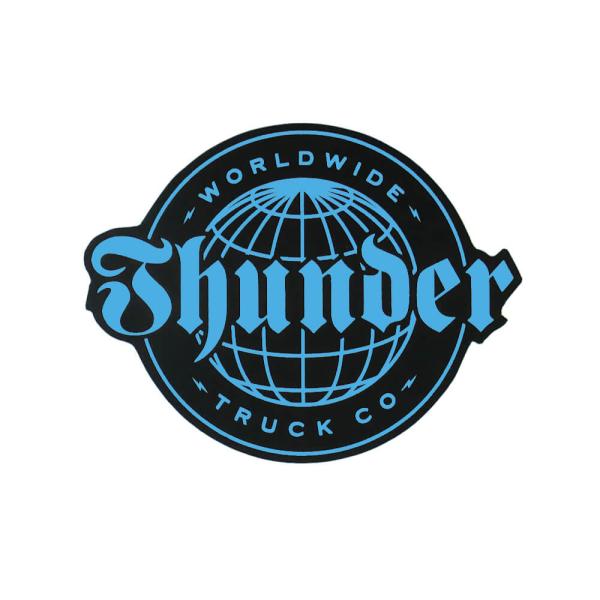 【THUNDER / STICKER】スケボー・スケートボードのトラックブランド、THUNDER（サンダー）のステッカーです。サイズ：約10cm x 8cm*商品によって多少の誤差がある事をご了承下さい。*当店舗に掲載の写真・文章の無断転載...