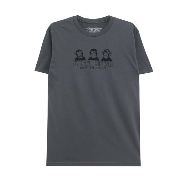 【ANTIHERO / T-SHIRTS】スケボー・スケートボードの老舗デッキブランド、ANTIHERO（アンチヒーロー）のTシャツです。フロントプリントが施されています。【素材】コットン 100%。【サイズ】M：着丈/約73cm、身幅/約...