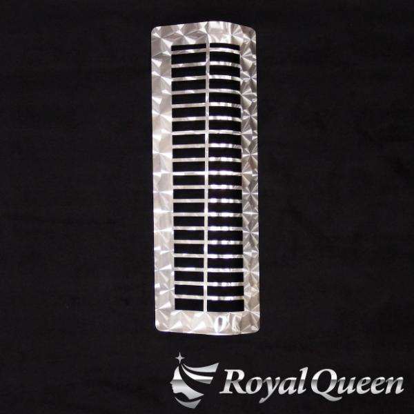 UDTRUCKS UD クオン エアクリーナーダクトパネル ウロコ柄【RQAP2U】トラック　デコトラ