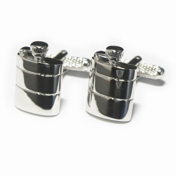 フラスコ・スキットルをデザインしたユニークなカフスボタン。お酒が好きな人にはピッタリのカフスですよ♪ベースカラーーシルバー素材ー真鍮(brass)サイズー20ｘ14ｍｍ