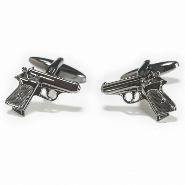 ワルサーＰＰＫをモチーフにしたユニークなカフスボタン。ワルサーPPKは、ドイツのカール・ワルサー社が開発した小型セミオートマチック拳銃のことでワルサーPPの小型版として開発されたことからPPK(Polizei Pistole Kurz)と呼...
