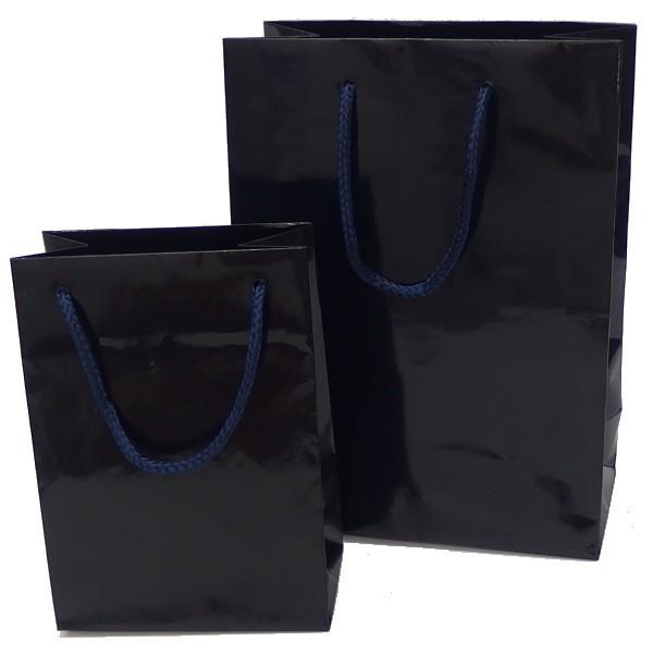 プレゼントの持運びに便利な手提げバッグ。必要な方はこちらからご購入ください。商品に合ったサイズの手提げバッグをお選びいたします。※ご購入商品に応じて写真と異なる手提げバッグを同梱する場合がございます。