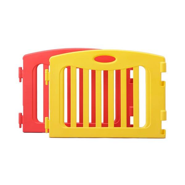 ミュージカルキッズランドスクエアをさらに広く使える専用拡張パネル。拡張パネルを使用すると広さが約2倍！■対象月齢：6ヵ月頃〜3歳半頃■重さ：約2kg■サイズ：約幅83.5×厚さ3.5×高さ61cm■セット内容：パネル2枚（赤・黄色）※こちら...