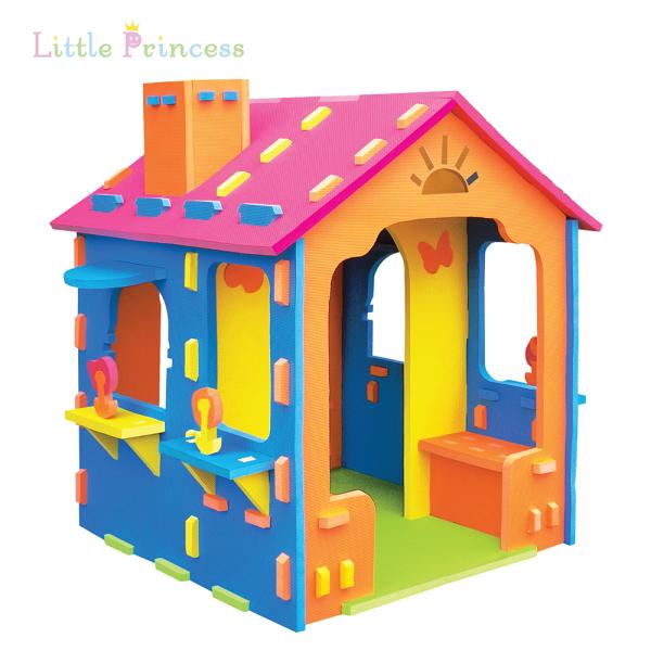 「えんとつ屋根のやわらかハウス」はしっかりした厚みと適度な弾力の、軽くて柔らかいEVA樹脂製。ぶつかっても痛くなく、膝の保護にも役立ちます。 組み立て式なので、使わない時は分解して収納・移動もラクラク。赤ちゃんの安全性を考え、ぶつかっても痛...