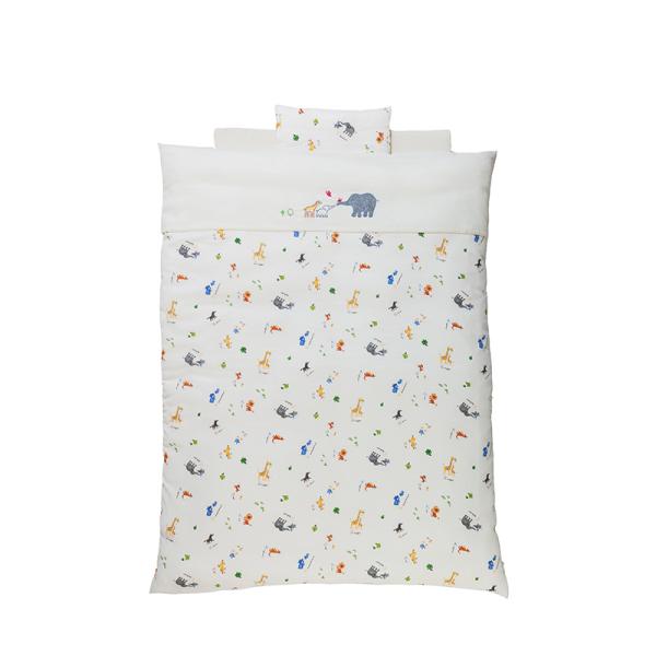 120x70cmのベビーベッド用のベビーふとんです。掛けふとん、肌ふとん、枕の中綿はテイジンウォッシュロン綿を使用し、洗濯機でも丸洗いできます。掛けふとん、肌ふとん、枕は全てカバーリングタイプになっており、汚れてもすぐにカバーをはずして洗え...