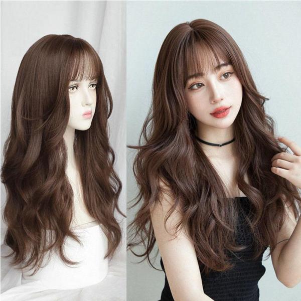 ナチュラルカラーで普段使いしやすいデザイン♪★材質：約180度耐熱ファイバー★セット内容:ウイッグ+専用ネット★サイズ:フリーサイズ（アジャスターで調整可能）★特 徴人工つむじを使用することで違和感のない自然なスタイルで嬉しいですね。前髪、...