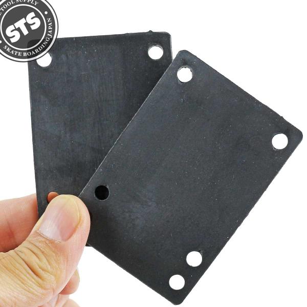 ■ブランドSTS  スケートツールサプライ■商品名Riser Shock Pads 1/8   ライザーショックパッド 8分の1■内容2枚セット■商品説明スケボーの乗り心地を左右する振動、衝撃を吸収する機能を持ち合わせた、クルーザースケボー...