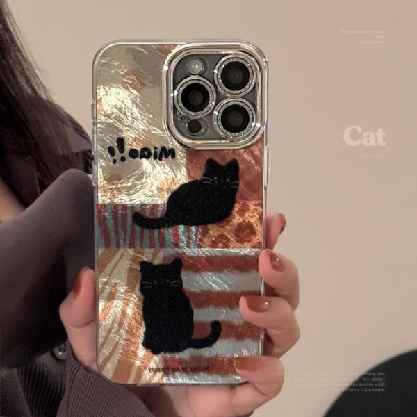コラージュデザインがおしゃれで高級感のあるケースです!!コラージュ 黒猫 レトロ 艶 キラキラレンズ保護 可愛い スマホケース iPhone11 iPhone12 iPhone13 iPhone14 iPhone15 iPhone16 iP...