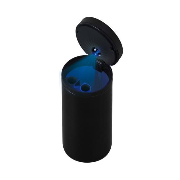 仕様：ブラック/ソーラーバッテリー特徴：●夜間や暗い場所で便利なブルーLED照明がついた電池タイプの灰皿。●ドリンクホルダーにすっぽり収まり、開口部を前傾させるなど、使いやすい設計になっています。●消火穴付きのたっぷり大容量ロング缶タイプ。...