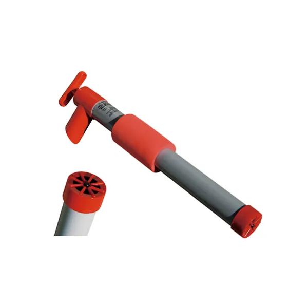 シーカヤックの定番ビルジポンプです。アルミの芯材を腐食から守るために樹脂製でカバーしたシャフトは動きもスムーズでストレスのないポンピングを可能にします。コックピット内に溜まった水もスポンジを使用しなくともその殆どを吸い上げ排出します。 10...