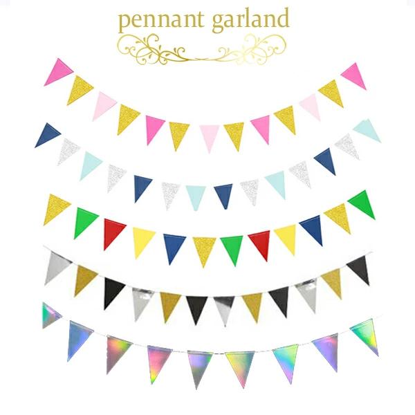 商品のサイズや重さについては商品ページ内の画像をご確認願います※平置き状態・重さ：約40g・開封前サイズ：約13.5ｘ9.6ｃm・開封後サイズ：約3m（広げた最大の長さ）・フラッグ１枚の厚み：約0.5mm・素材：厚紙・保証期間：商品のお届け...