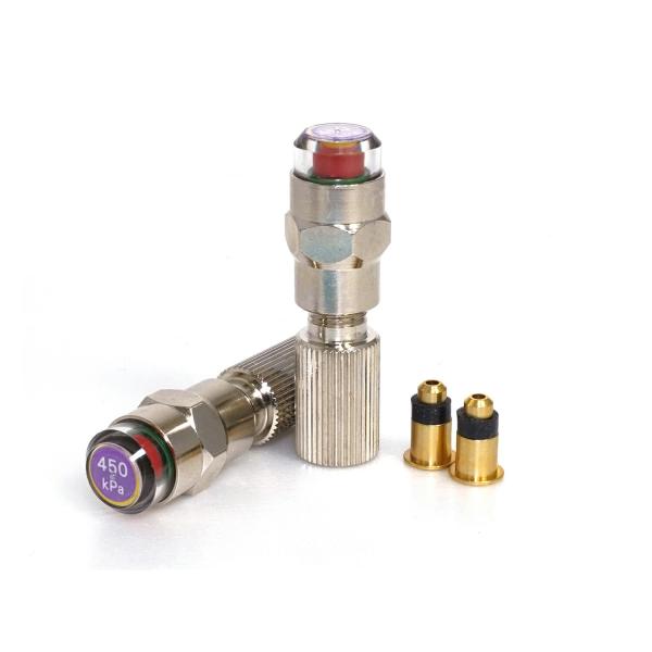 英式バルブを米式バルブに変換するアダプター。英式バルブを米式バルブに変換するアダプターで、変換後は空気を楽に入れることができる高圧対応タイプ。キャップゲージが付いており、空気圧の減少によって緑→黄→赤と色が変化。ひと目で空気圧の減り具合を確...