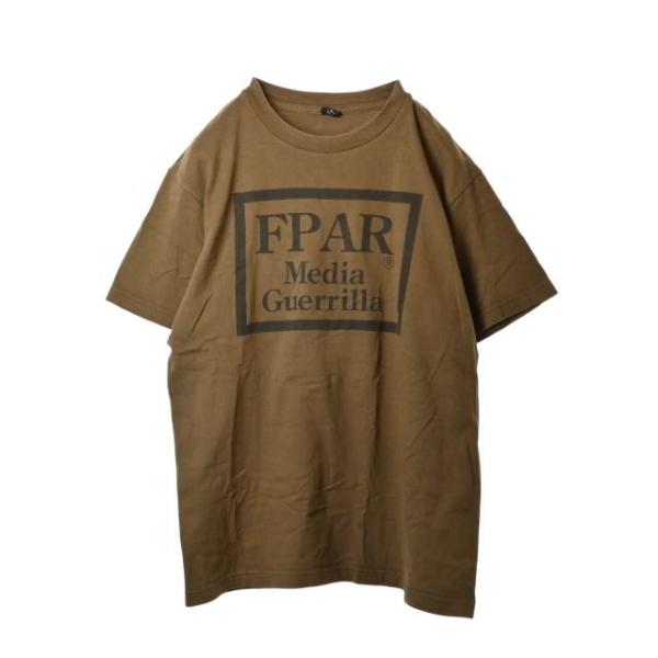 【商品名】：FORTY PERCENTS AGAINST RIGHTS ( FPAR ) プリント Tシャツ【管理番号】：KL4CSC2H78【カテゴリ】：メンズ【色】：オリーブ【表記サイズ】：2【サイズ詳細】：肩幅約46cm×身幅約49....