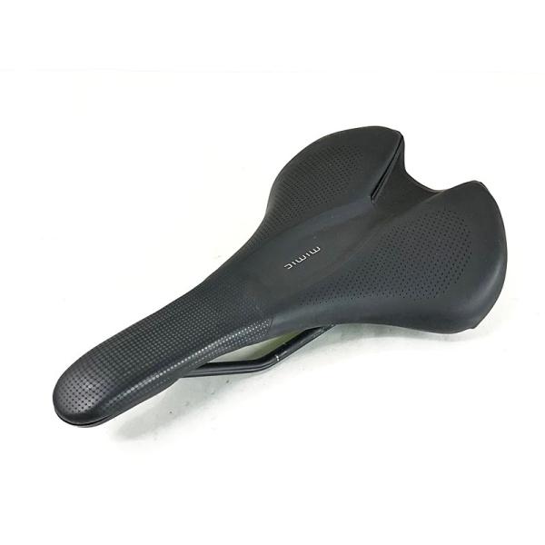 ■商品情報【商品種類】：サドル【メーカー】：SPECIALIZED（スペシャライズド)【モデル・型番】：ROMIN EVO MIMIC 168mm（ローミン エヴォ ミミック)【参考価格】：-【重量】：-【状態レベル】：中古：B（使用感少な...