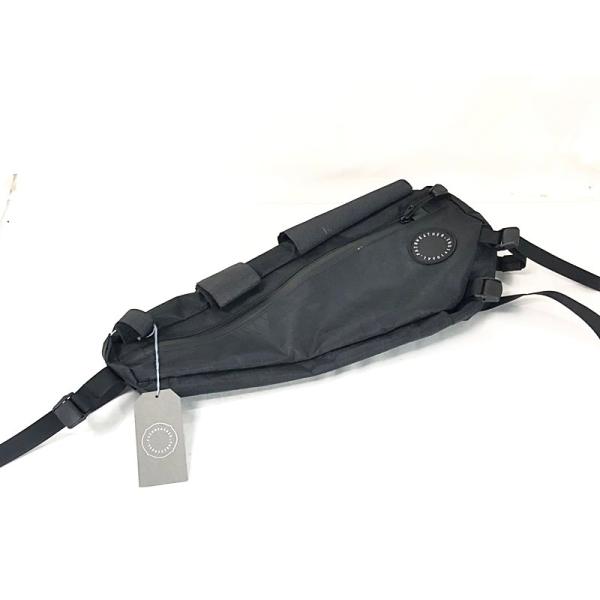 ■商品情報【商品種類】：【メーカー】：FAIRWEATHER（フェアウェザー)【モデル・型番】：FRAME BAG HALF（フレームバッグ ハーフ)【参考価格】：-【重量】：-【状態レベル】：中古：S（ほぼ新品・新古未使用品）【必ずご確認...