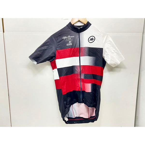 ■商品情報【商品種類】：サイクルウェア【メーカー】：ASSOS（アソス)【モデル・型番】：MILLE GT JERSEY C2 Alfa Romeo（ミレGTジャージC2 アルファロメオ)【参考価格】：-【重量】：-【状態レベル】：中古：B...