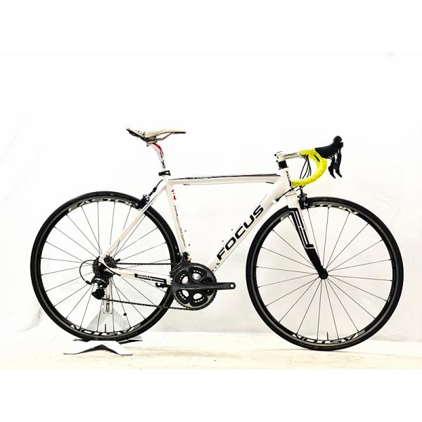 ■商品情報【自転車種】：ロードバイク【年式】：2010年【メーカー】：FOCUS（フォーカス）【モデル名】：CULEBRO EXPERT（クレブロ エキスパート）【フレーム素材】：アルミ【メーカーサイズ】：50サイズ【適正身長】：160~1...