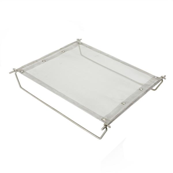 フルサイズ※として世界最軽量の焚き火台。「直火の代用」をコンセプトに極限のローダウン化。素早い組立・分解。ロール収納でコンパクト。重たい薪にもびくともしない堅牢性。チタン採用でスマート設計。最新技術でトラディショナルなブッシュクラフトをサポ...