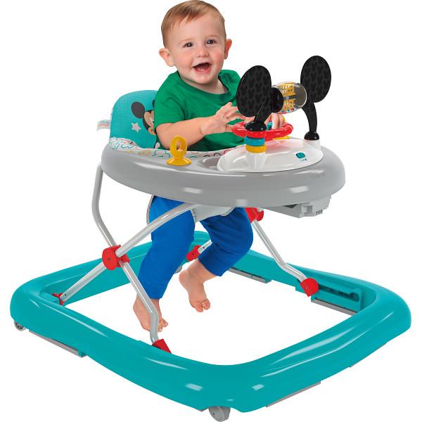 本商品は包装、熨斗は未対応です。受注後、出荷予定日をご連絡させていただきます。■商品について:セット内容：ベース、テーブル付きフレーム、バックレスト、シートパッド、トイステーション、トイバー、ループ×２単３乾電池３本使用（別売）対象年齢：６...