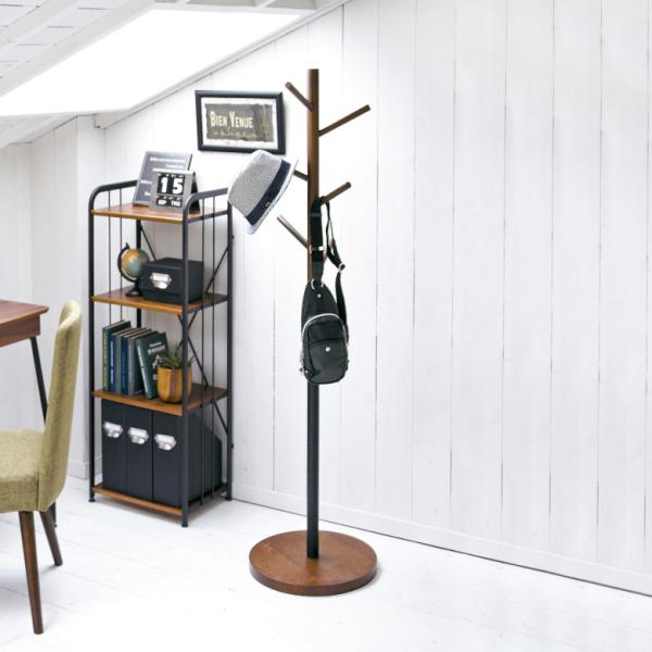 ※当商品は代金引換をご利用頂く事が出来ません。買い物かごのお支払方法にて代金引換をお選び頂かない様お願い申し上げます。木目が美しい天然木と黒いスチールの、２つの異素材が組み合わさったポールハンガー■ブラウン天然木×ブラックスチールの木製ポー...