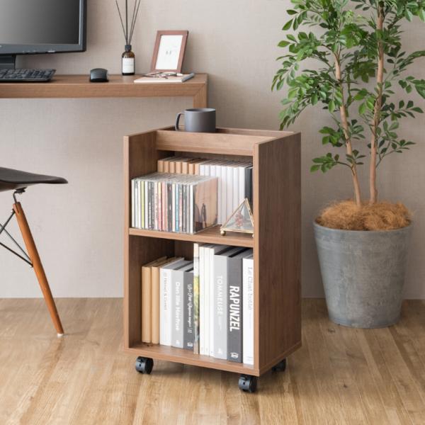 ※当商品は代金引換をご利用頂く事が出来ません。買い物かごのお支払方法にて代金引換をお選び頂かない様お願い申し上げます。本やファイルが収納できる可動棚が付いたシンプルで美しい木目調のサイドラック■お部屋に馴染む木目調リビングやダイニングの収納...